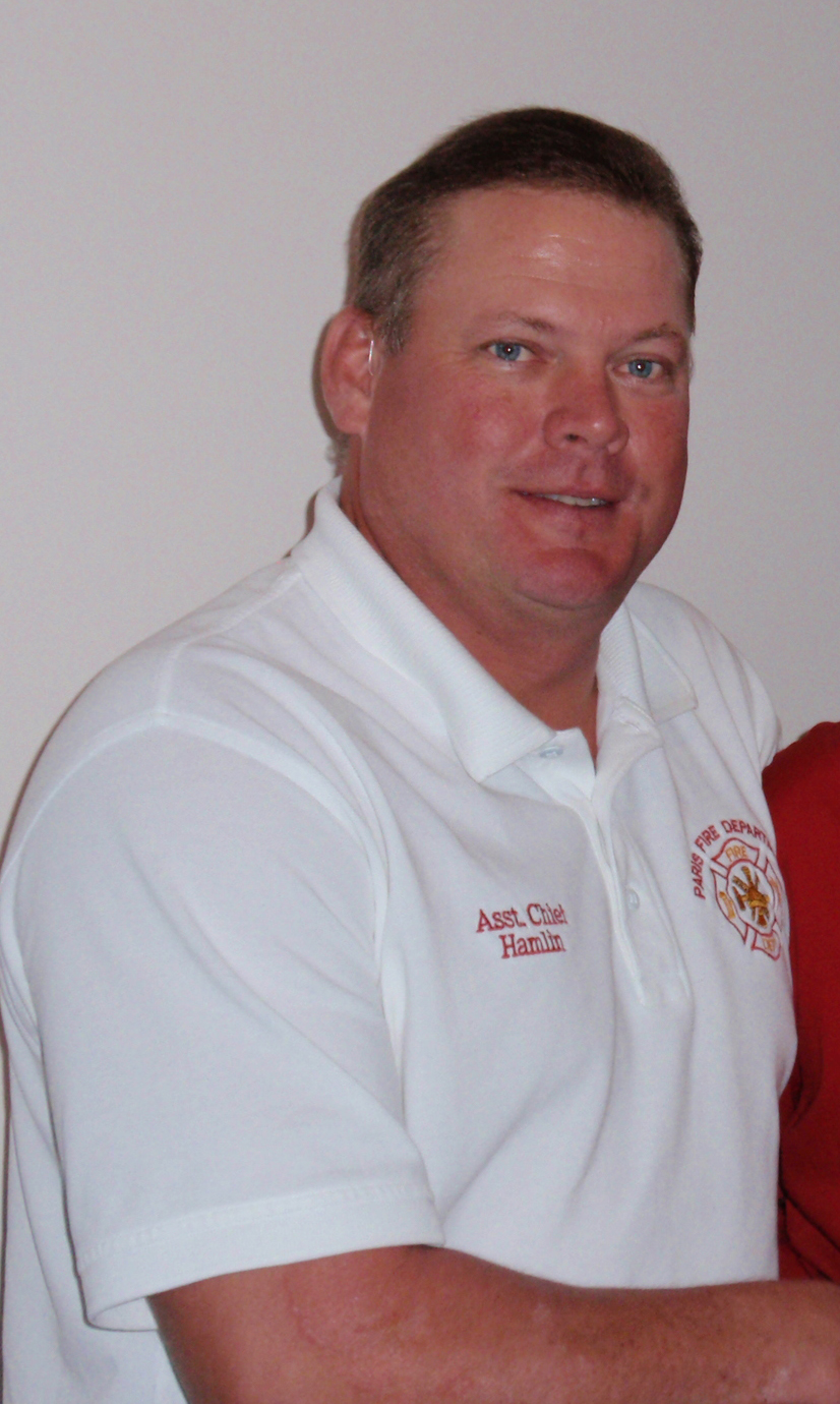 Assistant Fire Chief in Paris dies in car crash - WBBJ TV