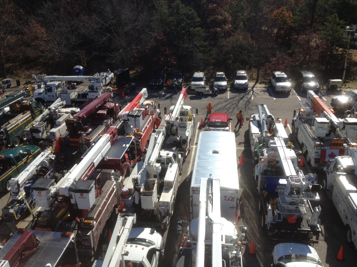 JEA Crews Arrive in New York to Help Storm Victims - WBBJ TV