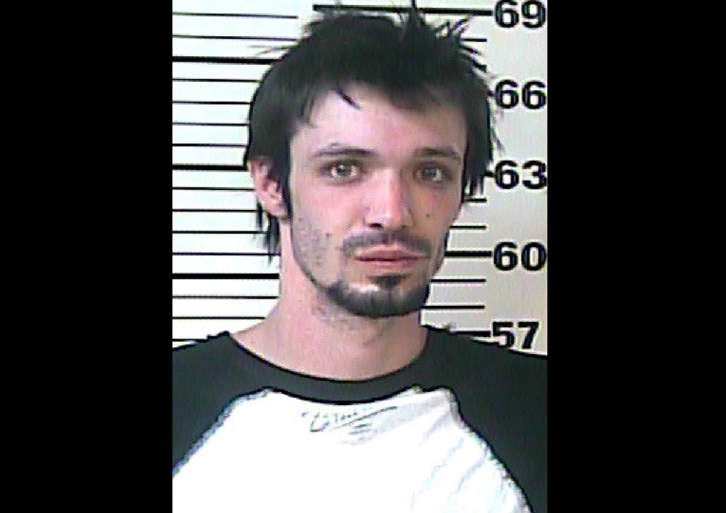 Man faces assault charges in Humboldt stabbing - WBBJ TV Man faces assault charges in Humboldt stabbing - WBBJ TV