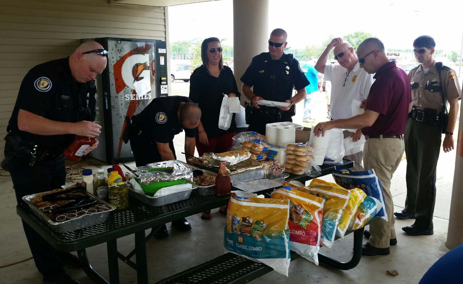 Air Evac team in Martin hosts 'Law Enforcement Appreciation Picnic ...
