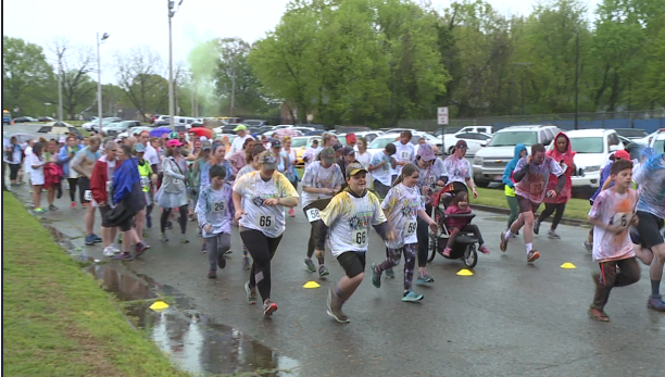 "Color Run" raises funds for patients at a local cancer center - WBBJ TV