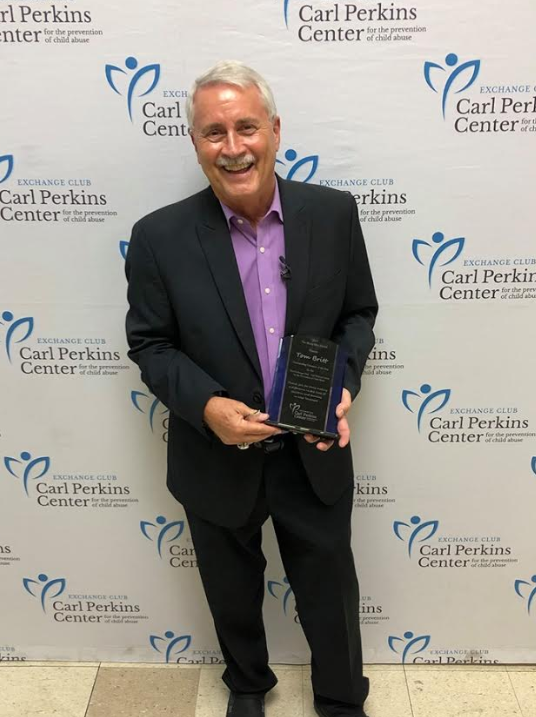 WBBJ 7 Eyewitness News anchor Tom Britt honored as outstanding ...