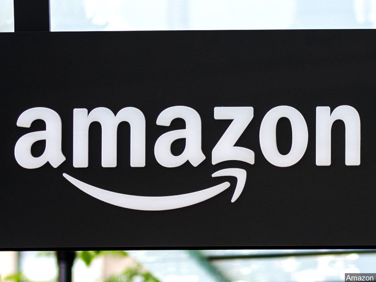 Amazon building $200 million distribution center in Memphis - WBBJ TV