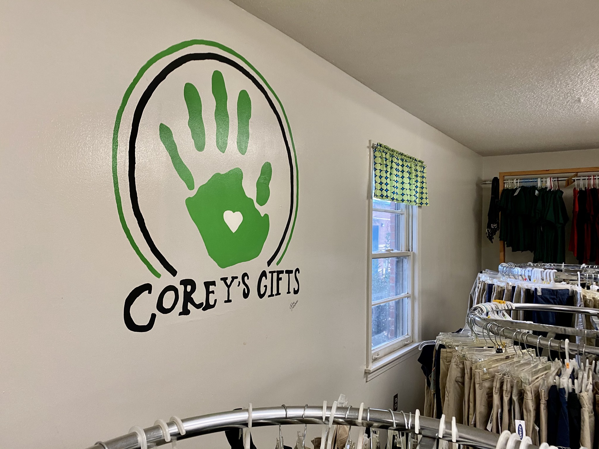 Corey's Gifts holding school uniform drive for JMCSS - WBBJ TV