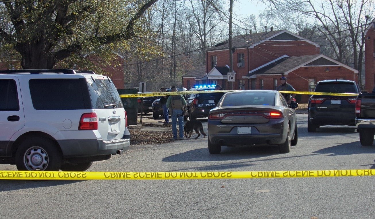 Victim hospitalized after morning shooting in Jackson - WBBJ TV