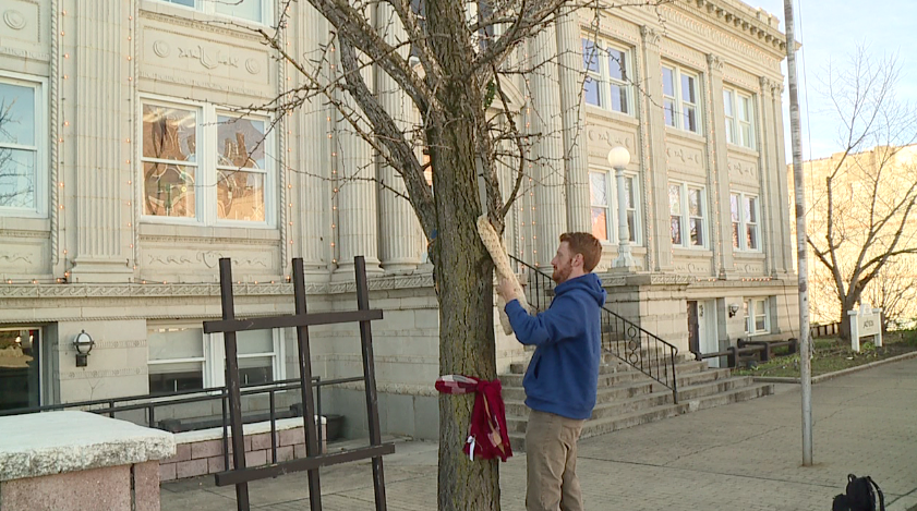 Tree of Warmth - WBBJ TV