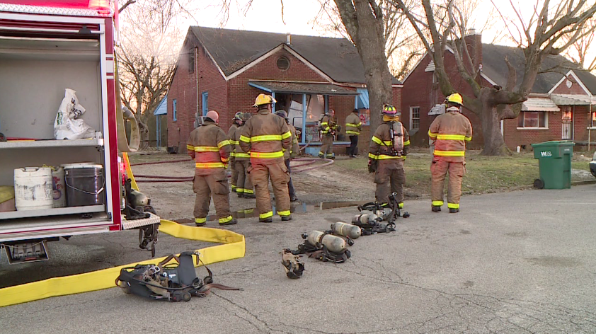 3 displaced by fire on Idlewild Street - WBBJ TV