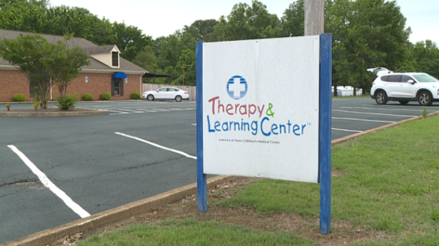 Emotional farewell for families of Therapy and Learning Center - WBBJ TV