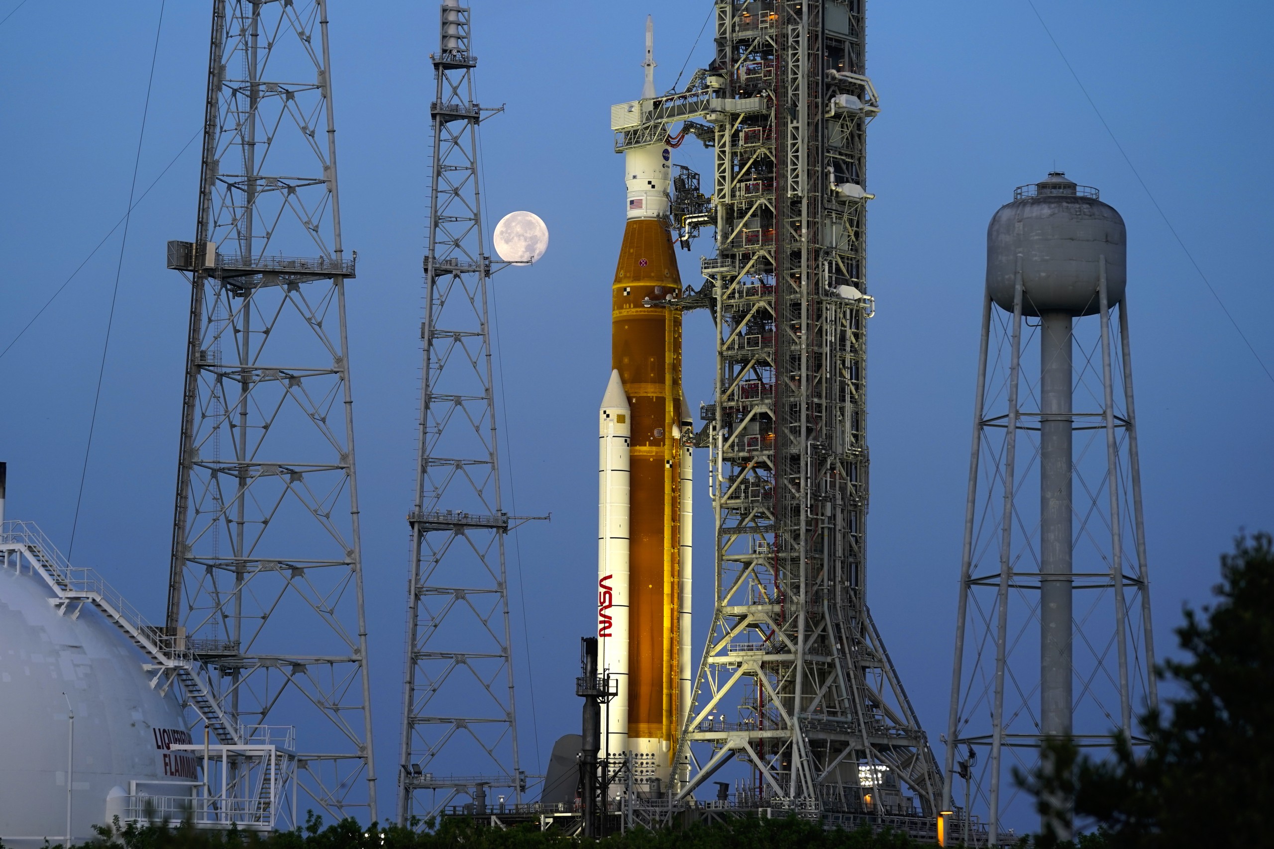 EXPLAINER: NASA tests new moon rocket, 50 years after Apollo - WBBJ TV