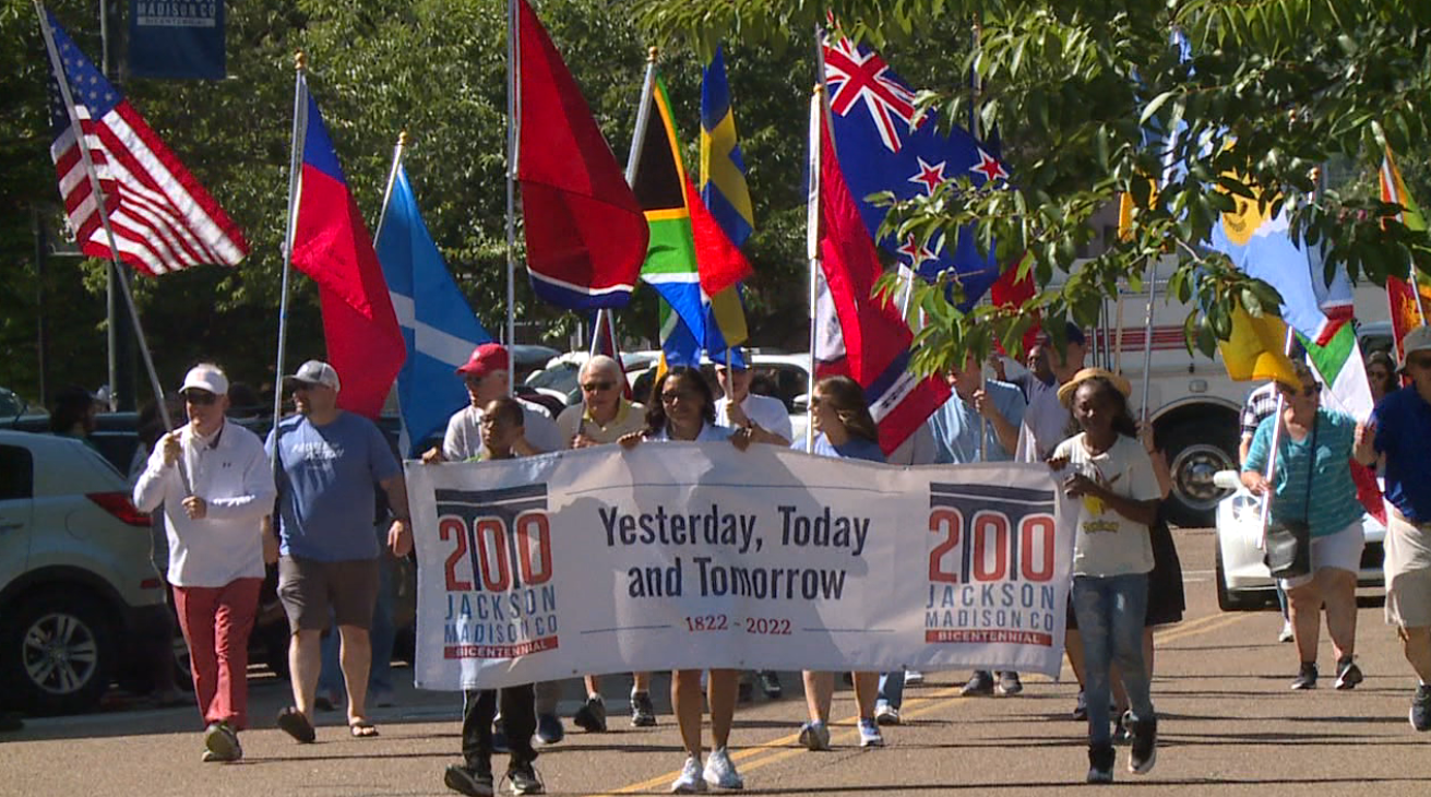 Bicentennial celebration continues with parade - WBBJ TV