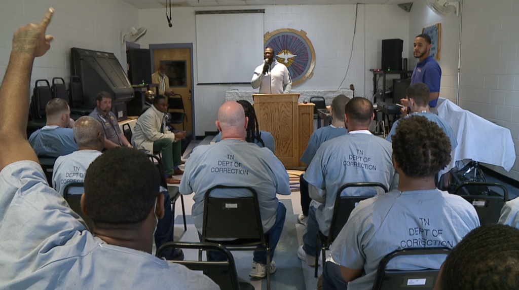 Memphis rapper Project Pat speaks to inmates at West TN State ...