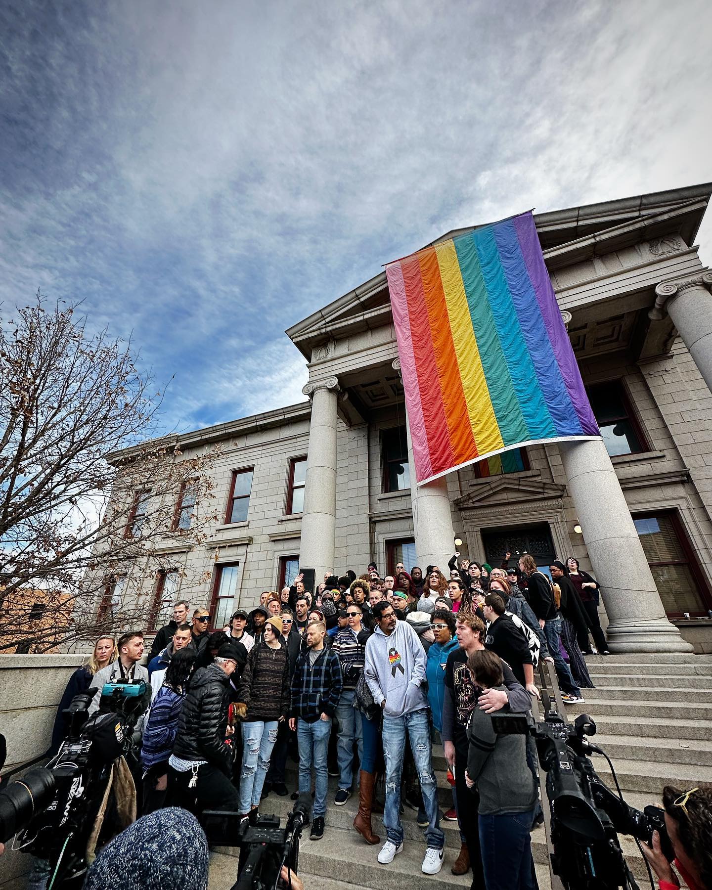 LGBTQ+ resources available nationally, West Tennessee - WBBJ TV