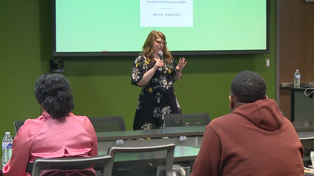 Becca Andrews speaks at Jackson State Community College - WBBJ TV