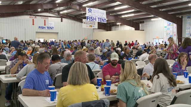 Fish Tent opens at World's Biggest Fish Fry in Paris - WBBJ TV