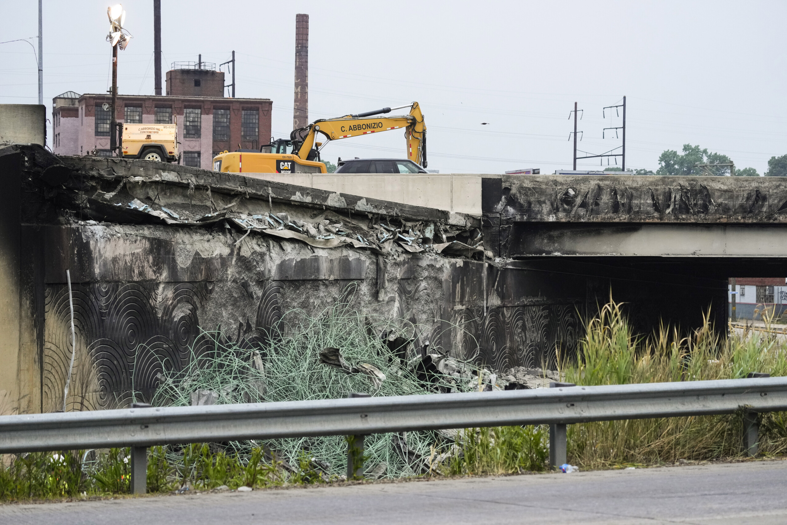 Collapsed stretch of Interstate 95 in Philadelphia to reopen within 2 ...