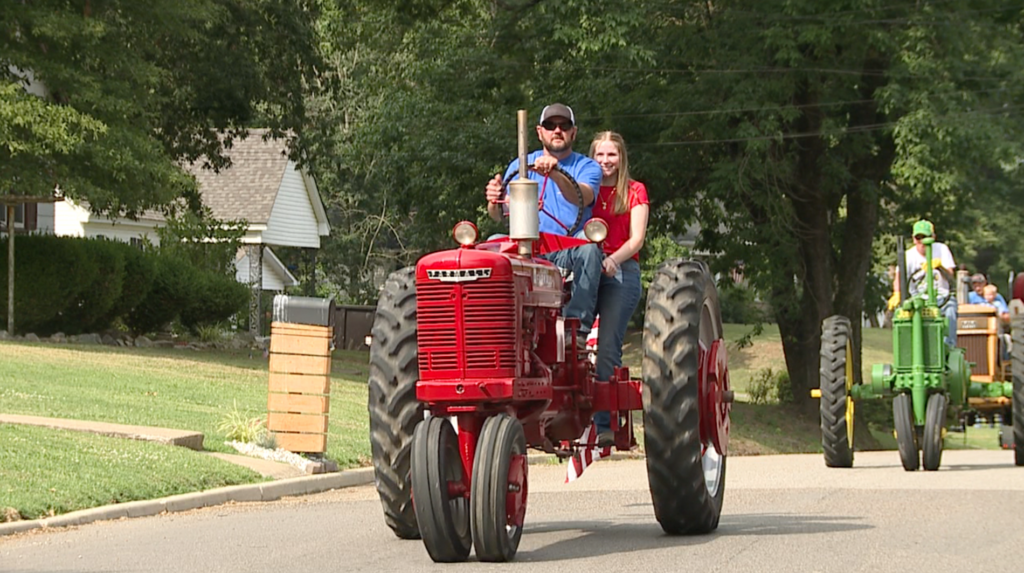 Parade marks annual celebration in Dyer - WBBJ TV Parade marks annual celebration in Dyer - WBBJ TV
