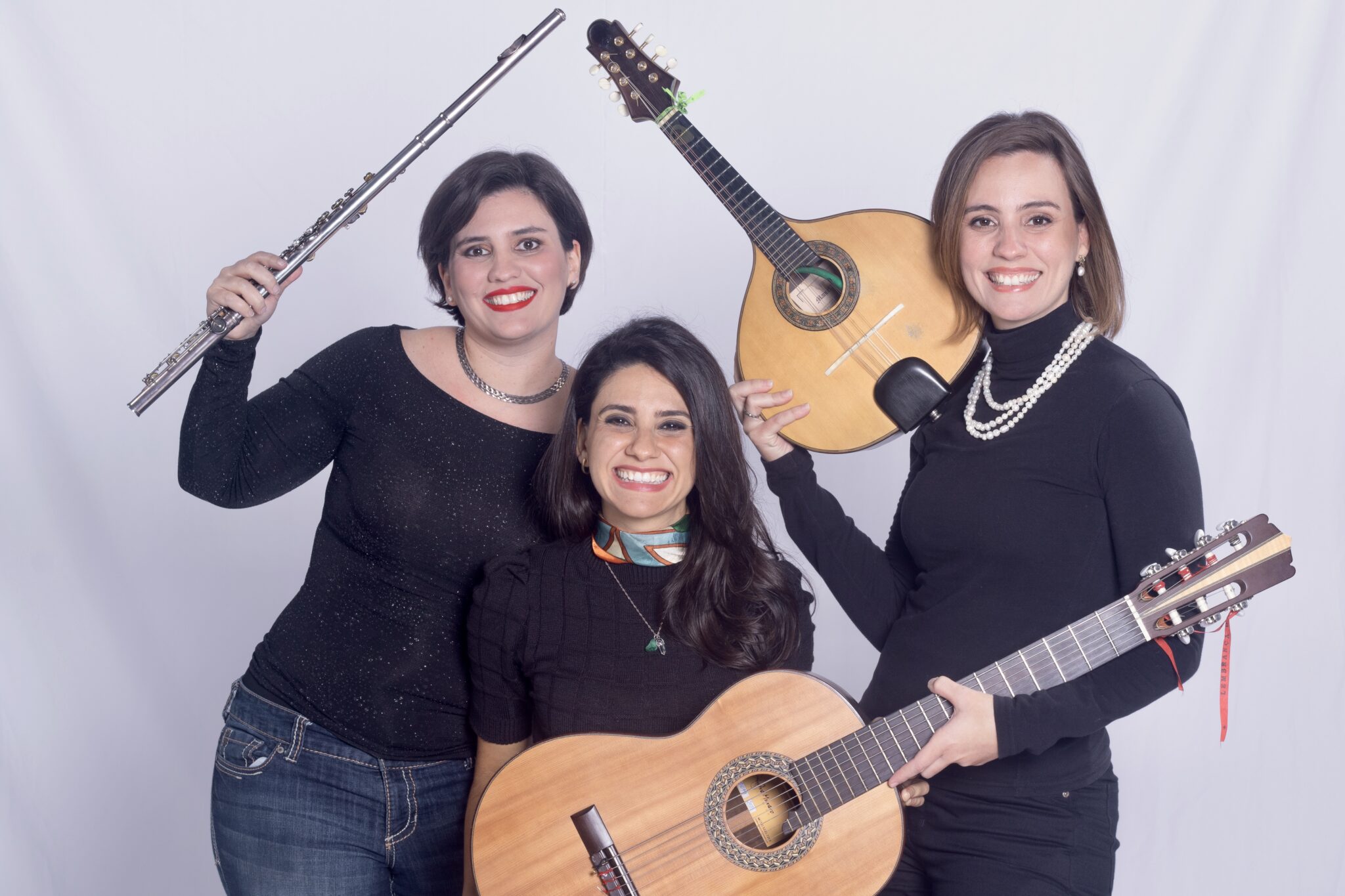 Internationally renowned group Choro das 3 to perform at UTM - WBBJ TV
