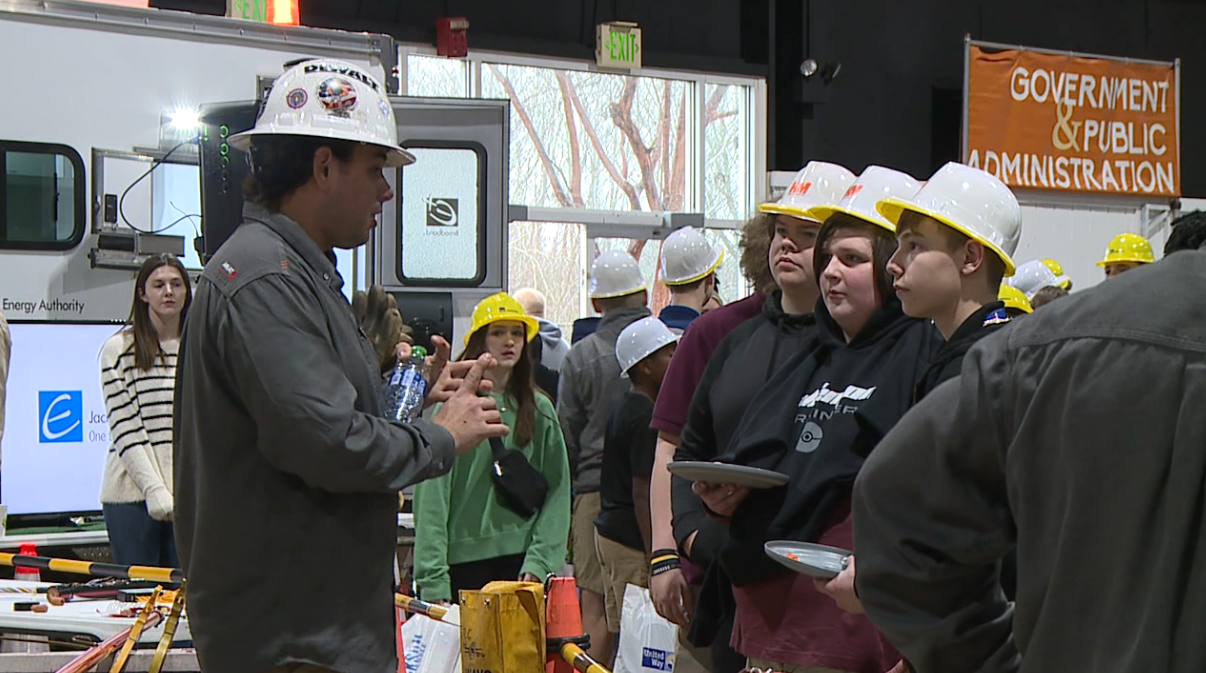 Pathways2Possibilities career expo held Thursday - WBBJ TV