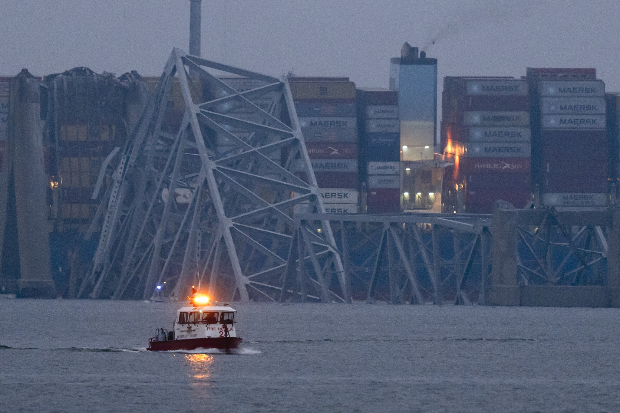 Investigation into Baltimore bridge collapse picks up speed as divers ...