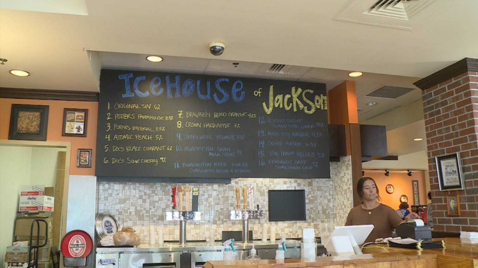 The Icehouse of Jackson celebrates its grand opening - WBBJ TV