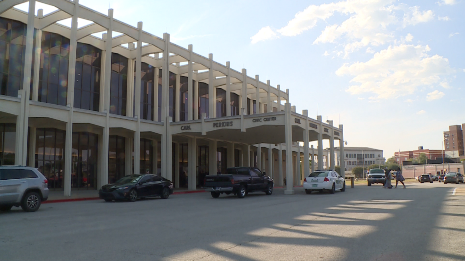 More than 100 students cross the stage during TCAT graduation ceremony ...