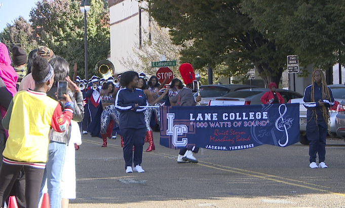 Annual Homecoming Parade at Lane College - WBBJ TV