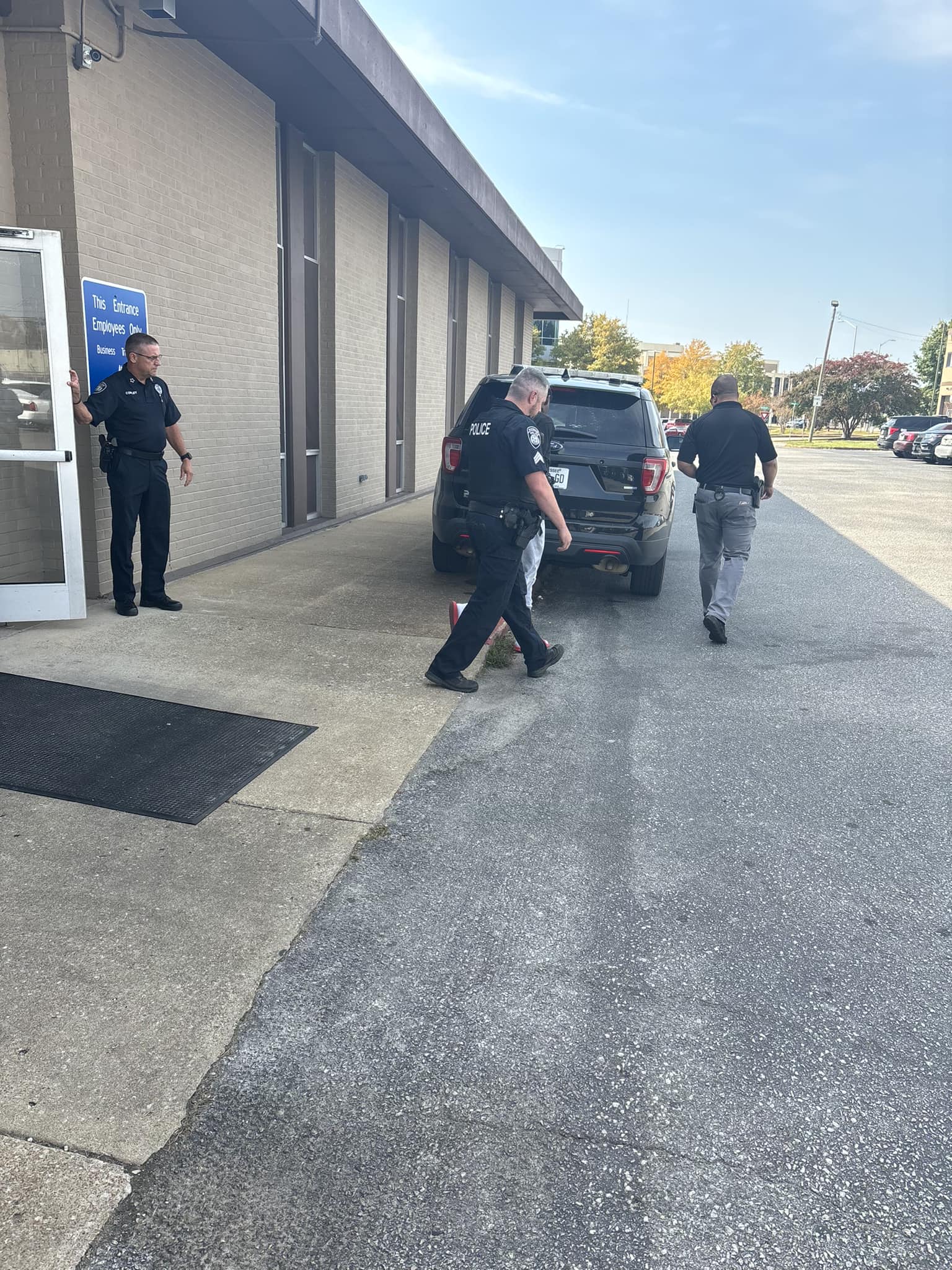 BREAKING: Suspect in deadly weekend shooting turns himself in - WBBJ TV