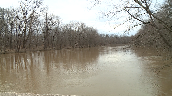 Rivers rising in northwest Tennessee with wet weekend ahead - WBBJ TV