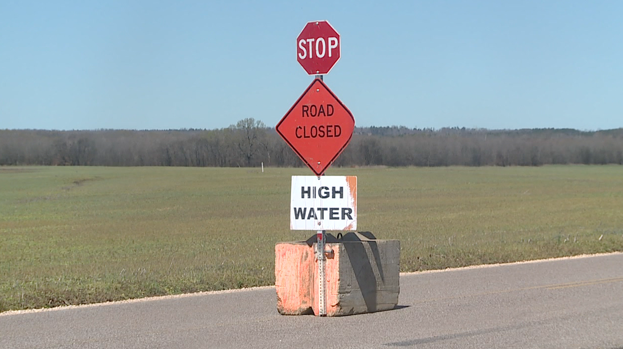 Hardin County road closes due to flooding - WBBJ TV