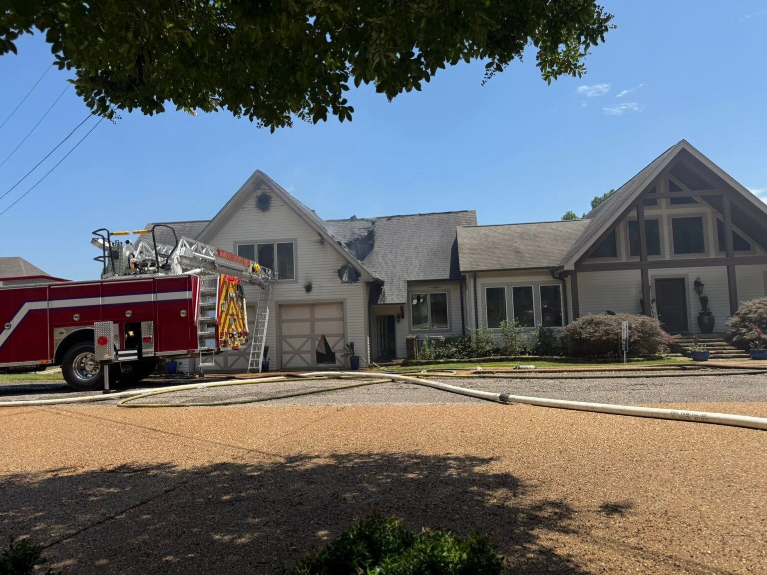 HCFD responds to house fire caused by lightning - WBBJ TV