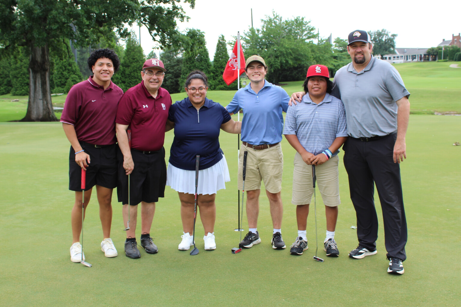 Inaugural Cliff Bennett Memorial Golf Tournament benefits FHU golf team ...