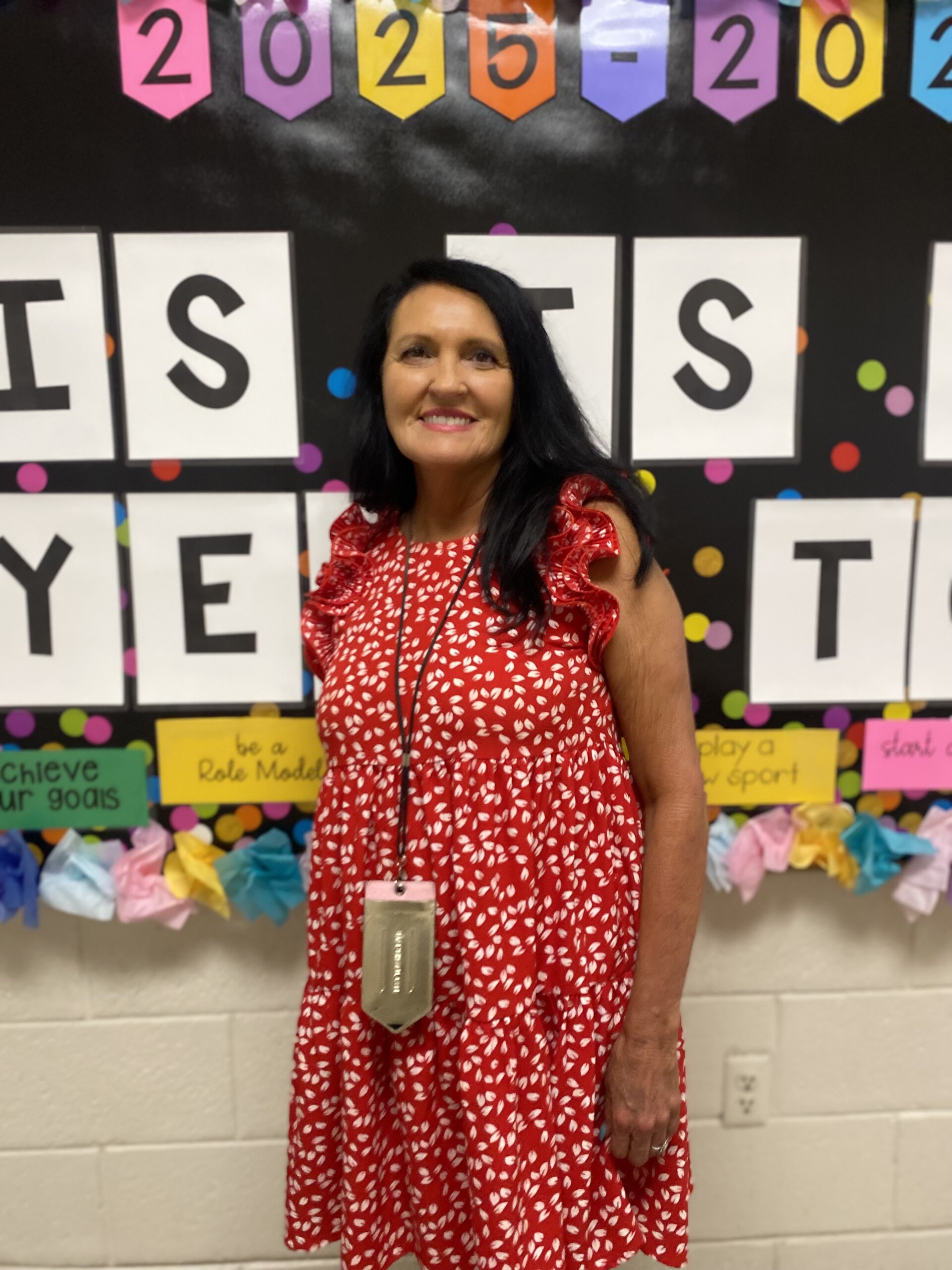 Educator of the Week: Mitzi Mitchell - WBBJ TV