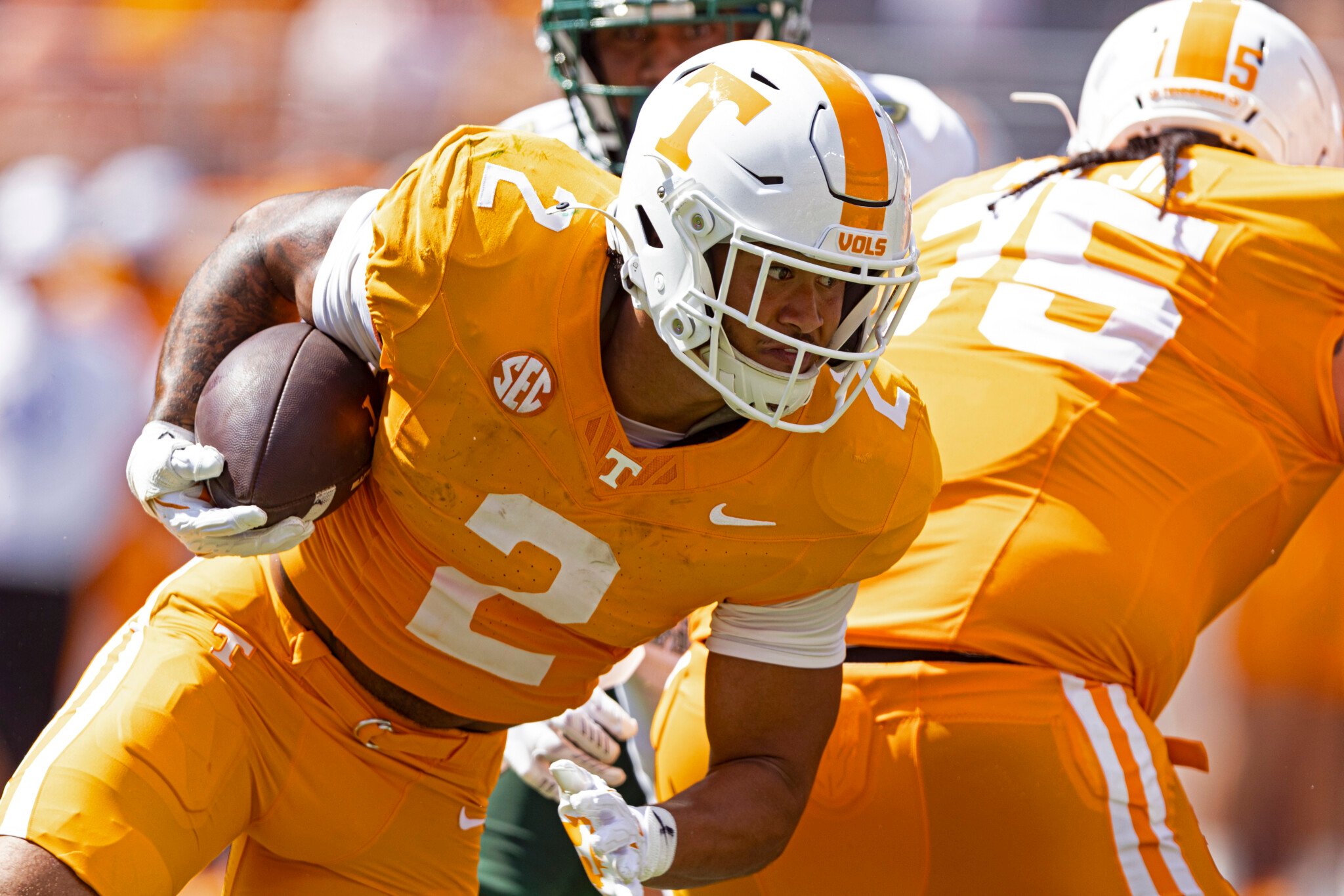 Joey Aguilar throws for 3 TDs to lead No. 15 Tennessee over UAB 56-24 ...