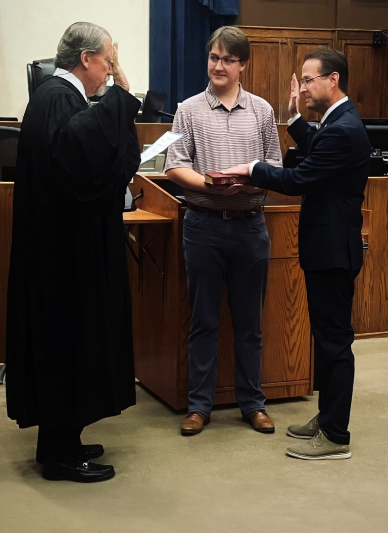 D. Michael Dunavant sworn in to serve again as the U.S. Attorney for ...