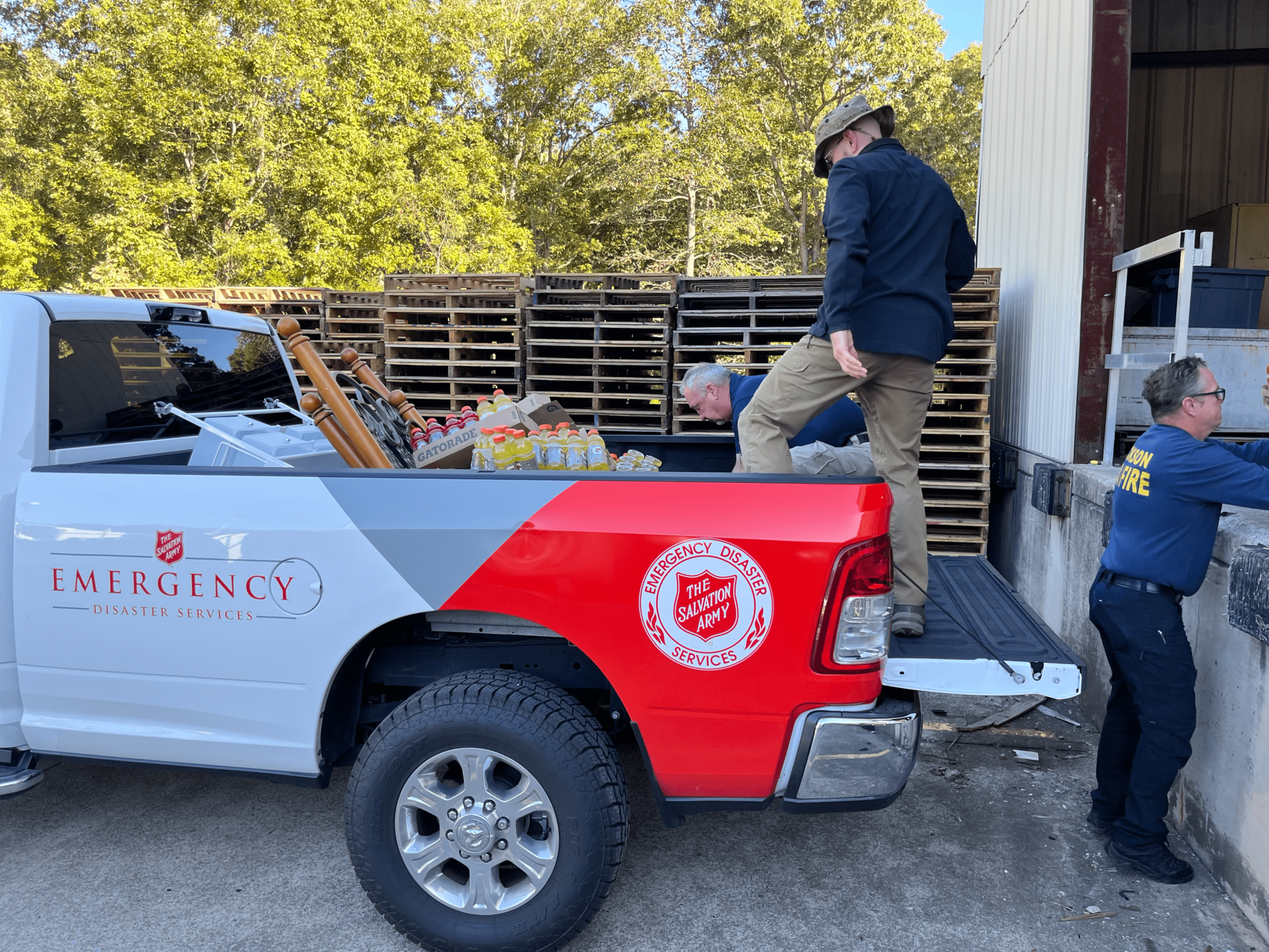 The Salvation Army responds to tragic explosion in Bucksnort - WBBJ TV