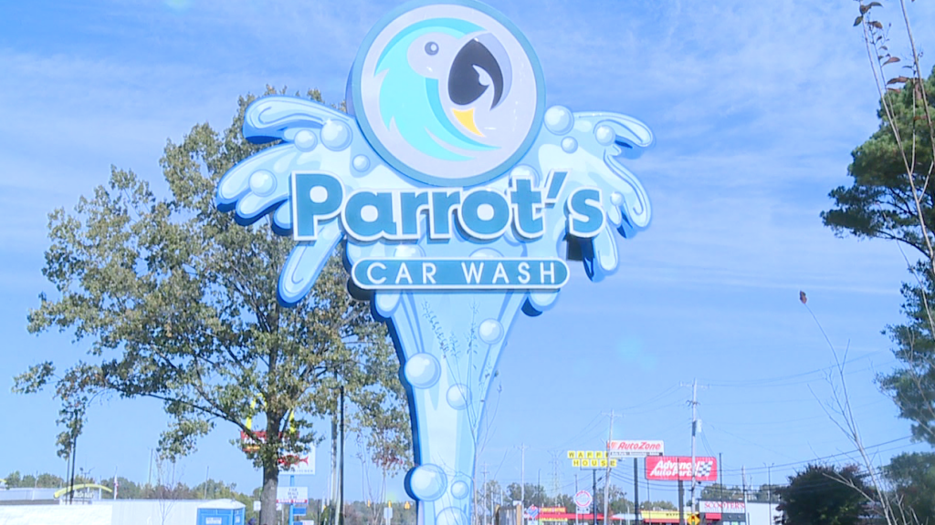 Parrot's Car Wash hosts soft opening in south Jackson - WBBJ TV