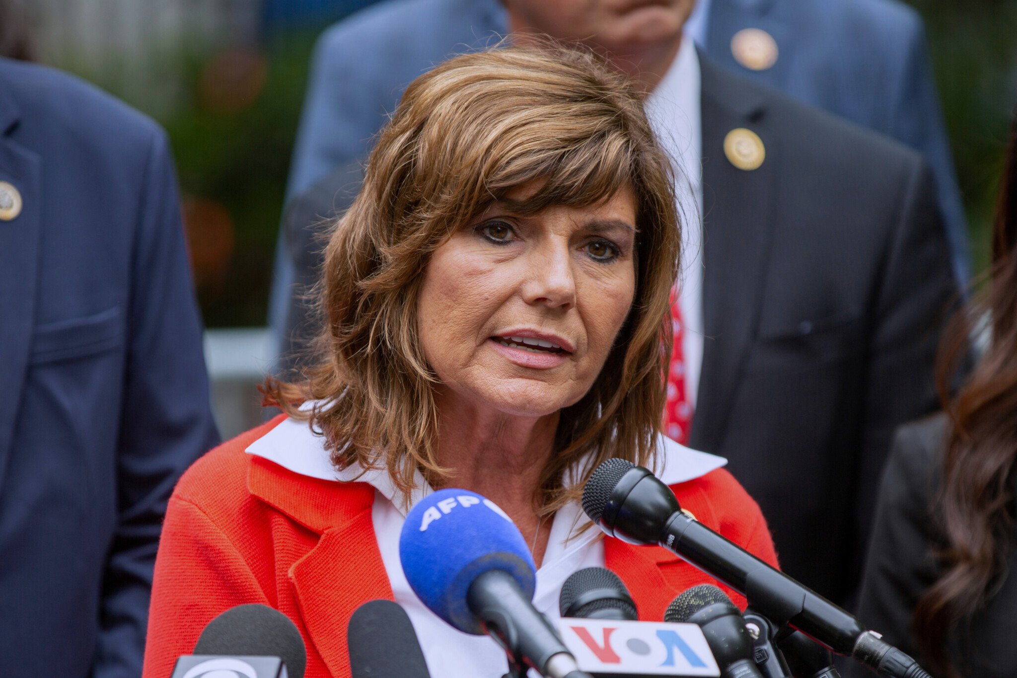 Trump pardons the husband of Republican supporter Rep. Diana ...