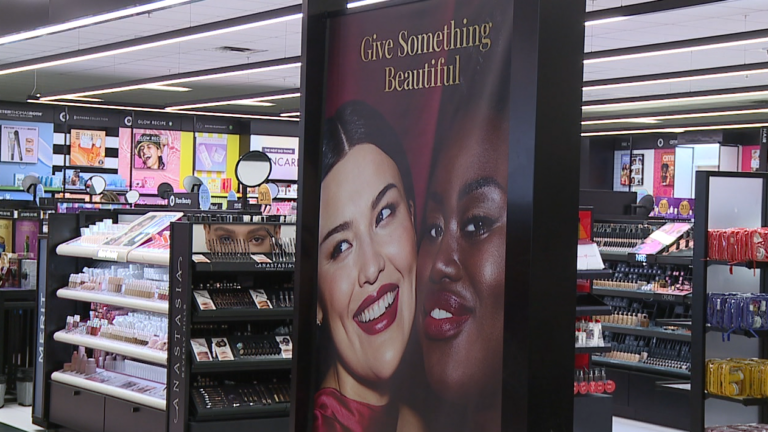 Kohl's to offer holiday deals this weekend - WBBJ TV