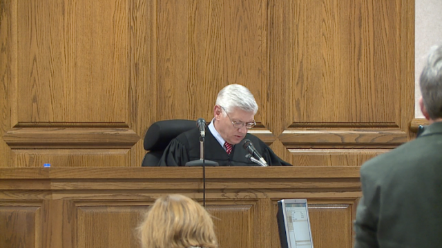 Slim Chickens shooting suspect appears in court - WBBJ TV