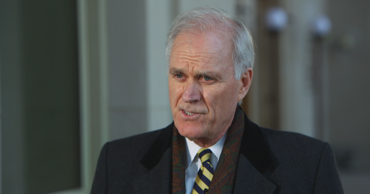 Fired Navy secretary defends handling of controversial SEAL case - Home ...