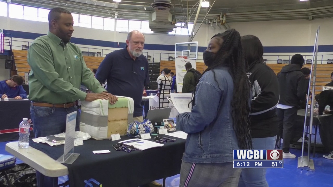 NEMCC gets donation that will help train more truckers for the road