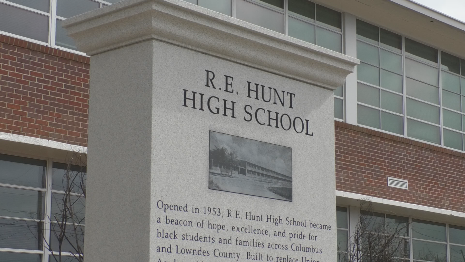 Hunt High alumni continue to share school's history