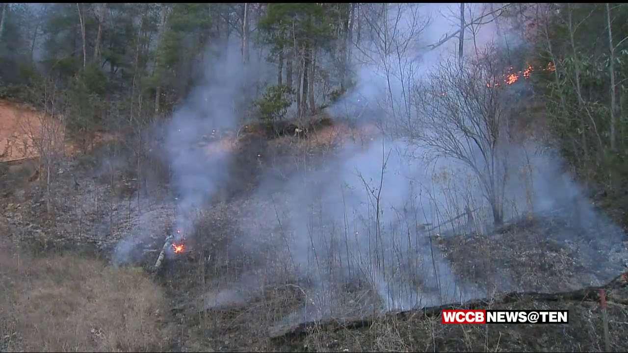 Horton Wildfire Threatening Homes Near Blowing Rock - WCCB Charlotte