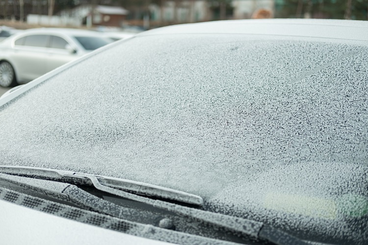 Follow these tips to clear your icy windshield this season!