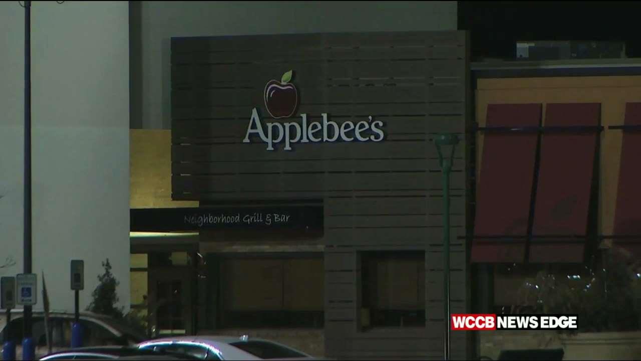 Applebee's Fires Employees After Racial Profiling Accusations Go Viral ...