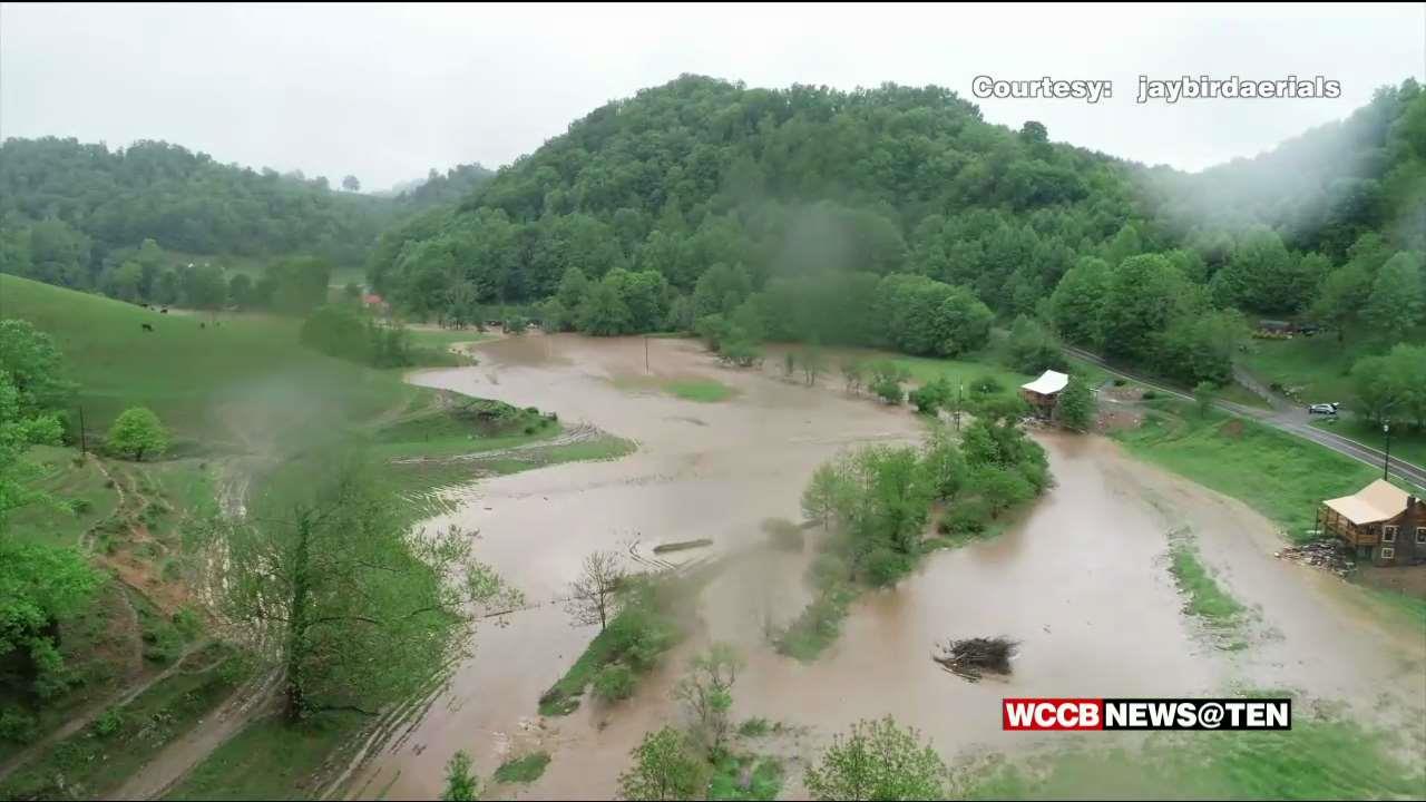 People Clean Up As Floods Continue to Threaten Mountains - WCCB Charlotte