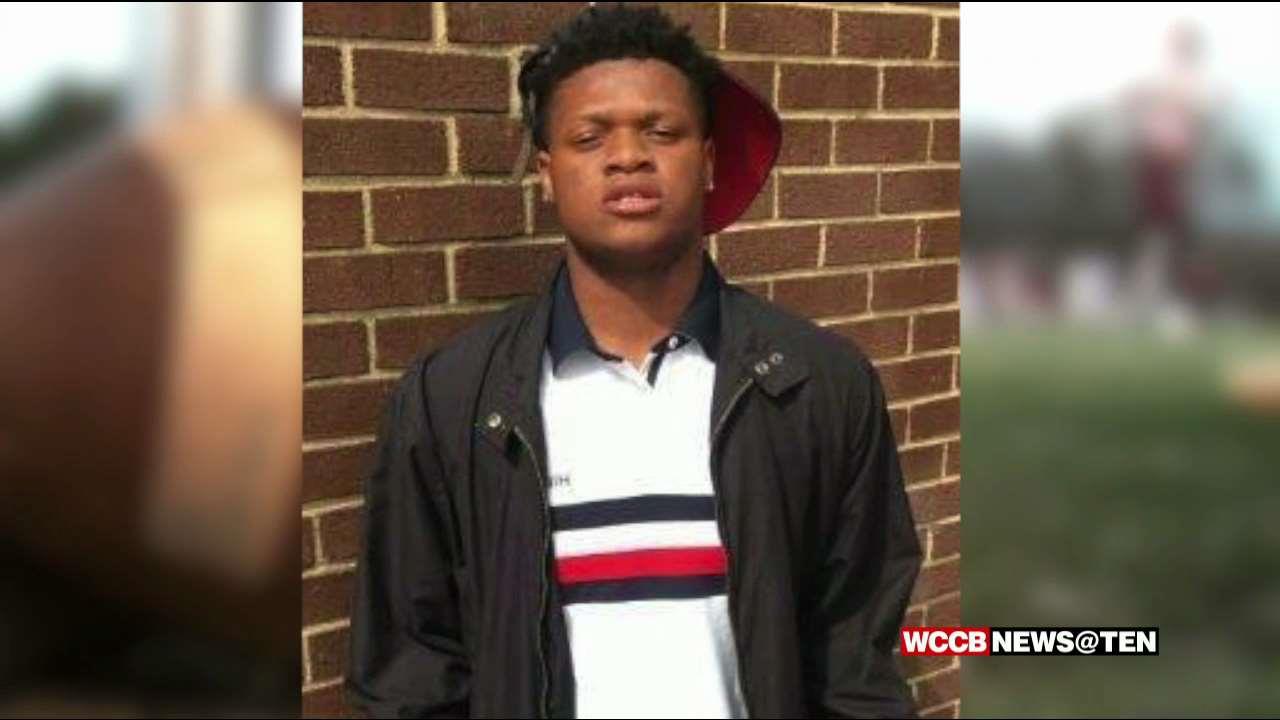 Charlotte Football Star Giving Back To Science After Death - WCCB Charlotte