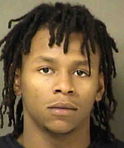 Antoine Williams Shoplifting Concealment Goods - WCCB Charlotte's CW