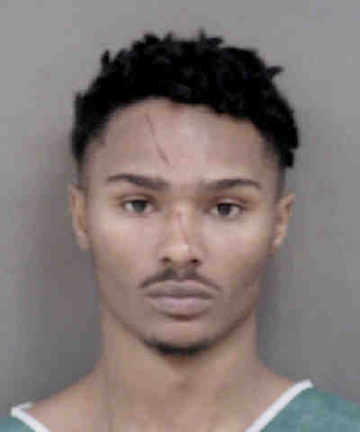 Jaquavis Banner Assault On A Female Felony Probation Violation Injury ...
