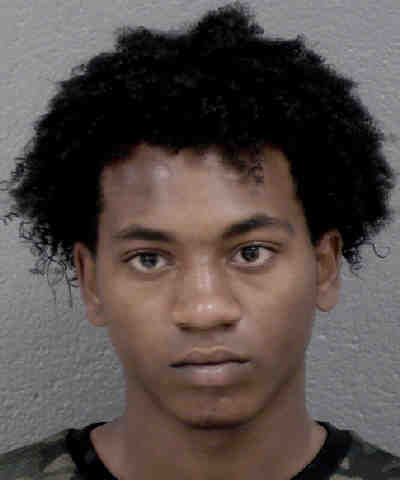 Terrance Carter Larceny Resisting Public Officer - WCCB Charlotte's CW